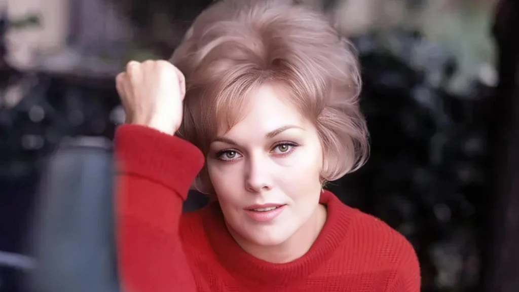 Kim Novak’s Bikini Photos Spark Outrage — Too Bold Even for Adults ...